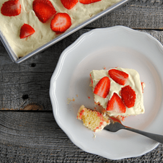 Delicious Poke Cake Recipes You HAVE to Try!